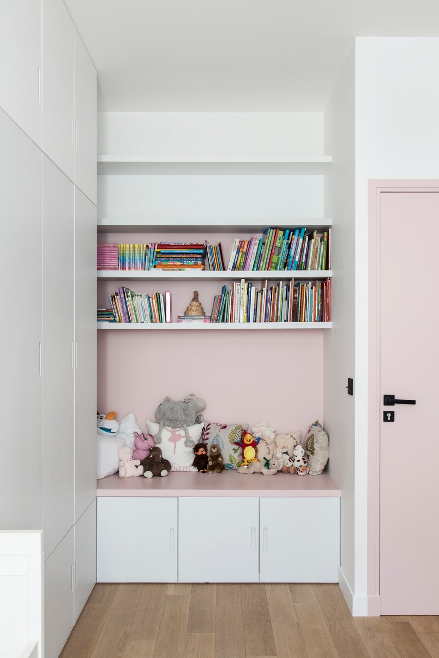 Nos inspirations pour un dressing de chambre d'enfant | Plum